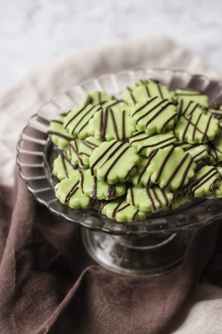 Peppermint Creams (vegan option) - Supper in the Suburbs