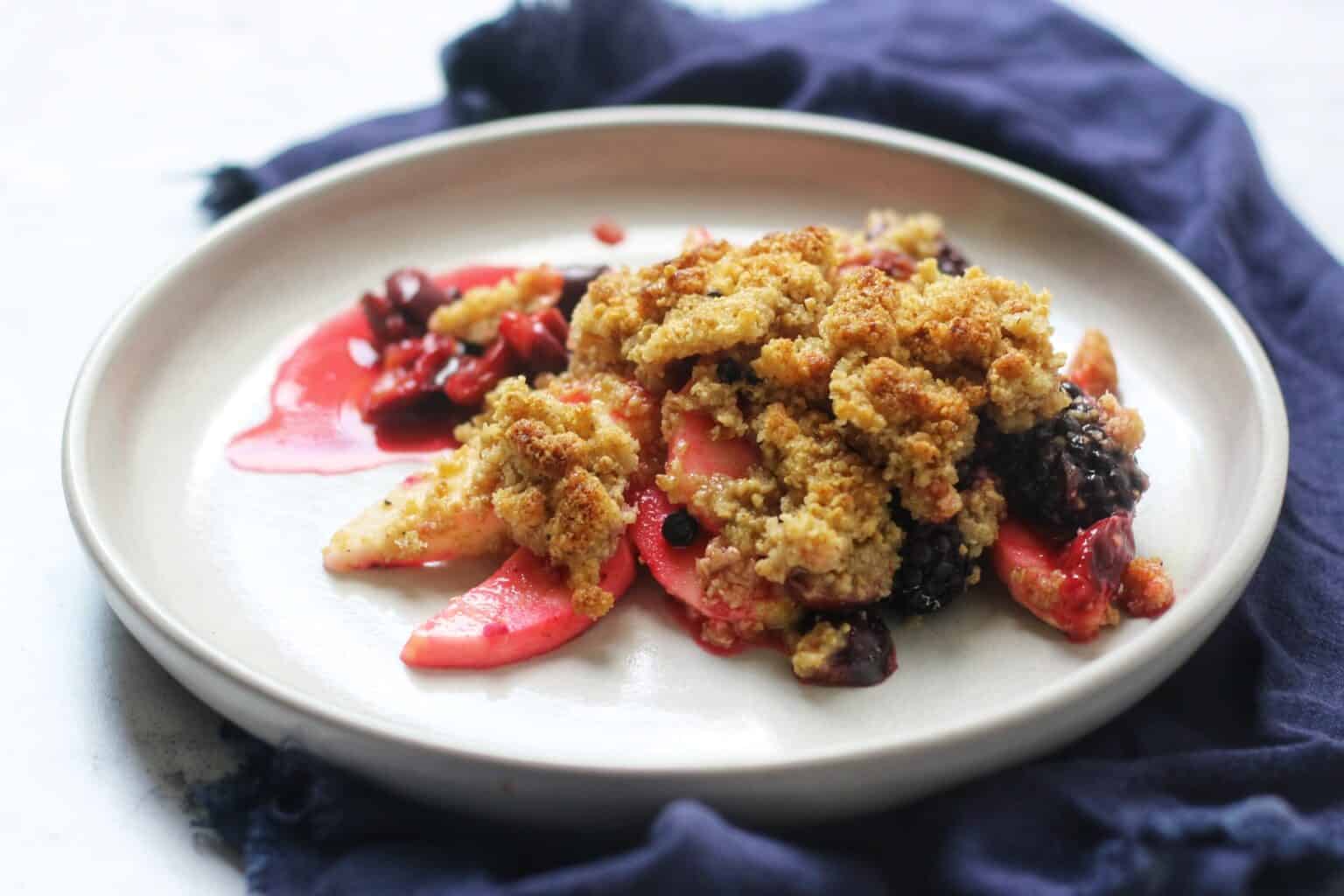 Hedgerow Crumble - Supper in the Suburbs