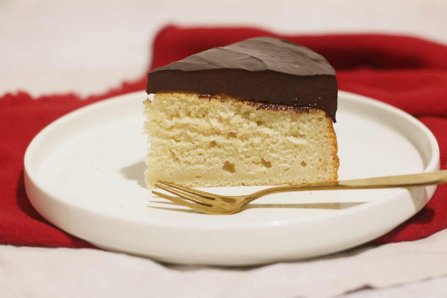 Vegan Tunis Cake - Supper in the Suburbs